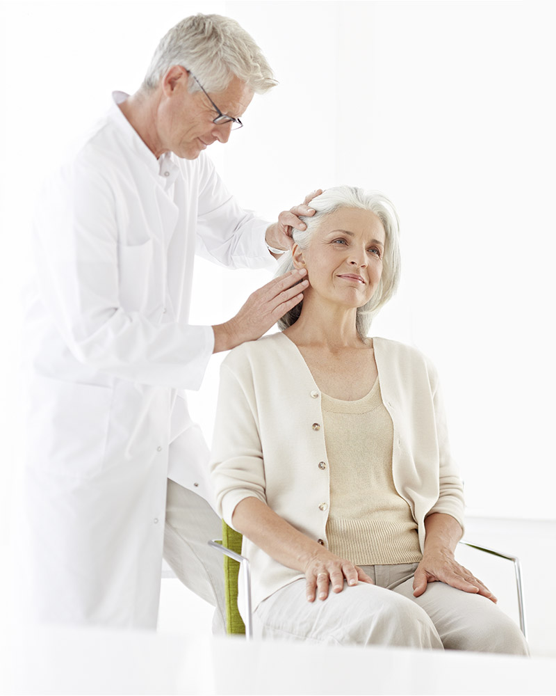 earcheck_caucasian_with coat_800px